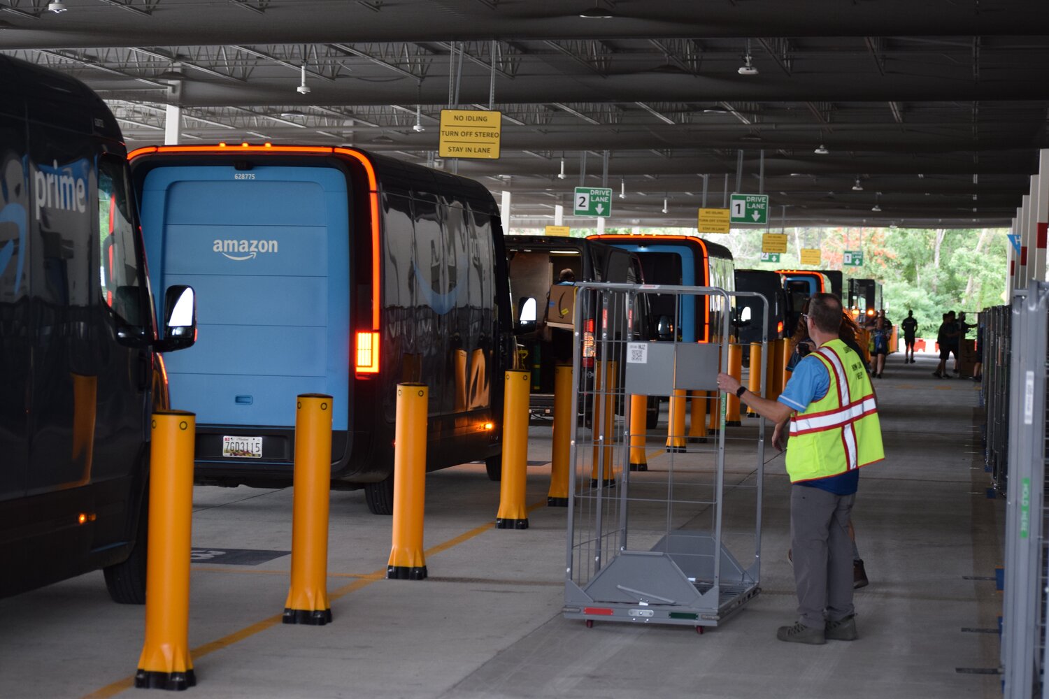 Amazon Announces New Delivery Station in Vincennes - Building Indiana ...