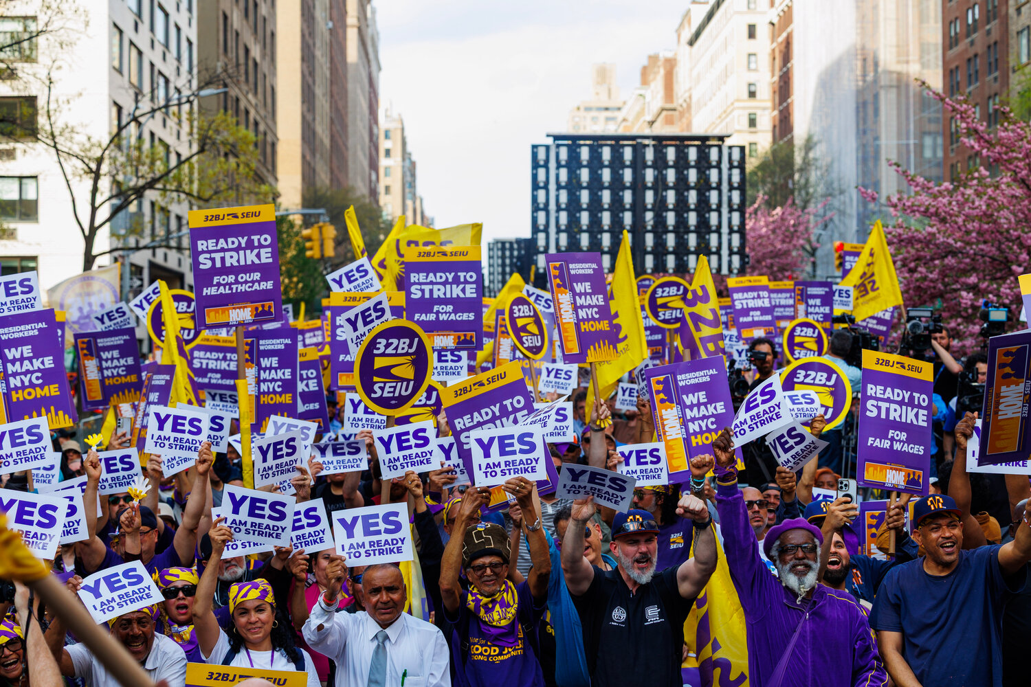 Building service workers reach deal cementing union's demands - The Chief