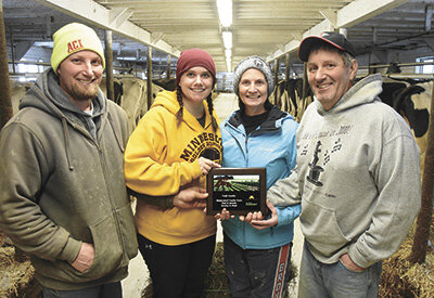 Family, farming way of life for Middendorfs - Dairy Star