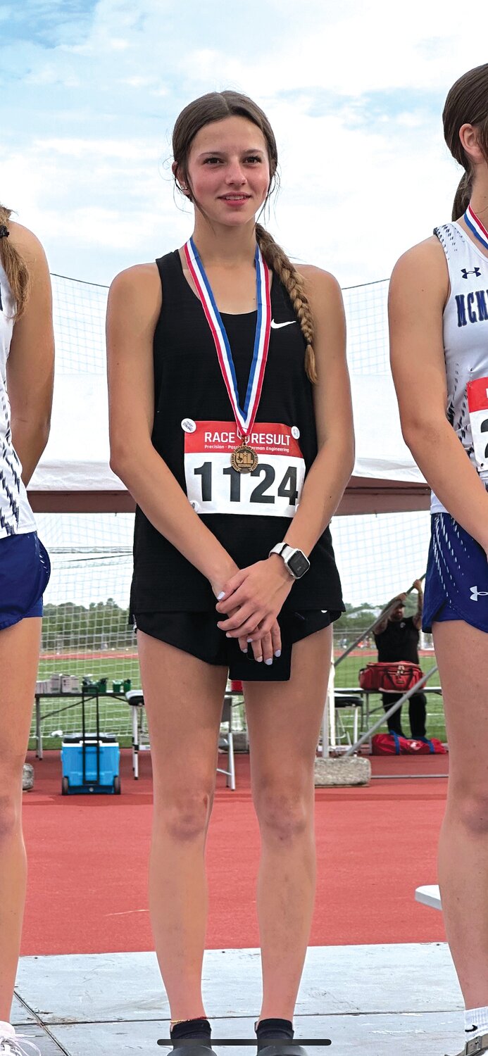 Distance runner Lynlee Deats has bright future ahead - The Gatesville ...