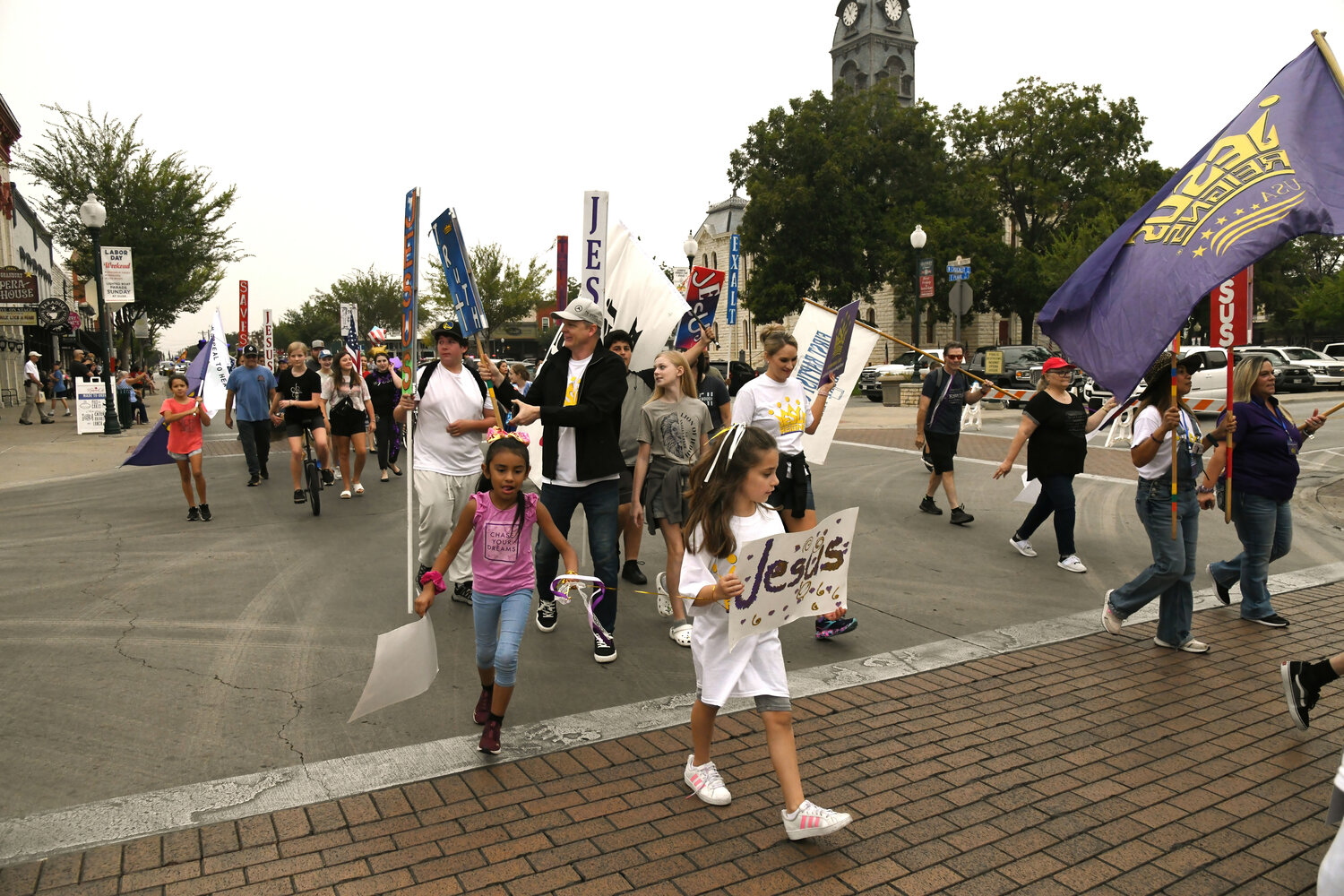 PHOTO GALLERY: Jesus Reigns Parade and Celebration 2023 - Hood County News
