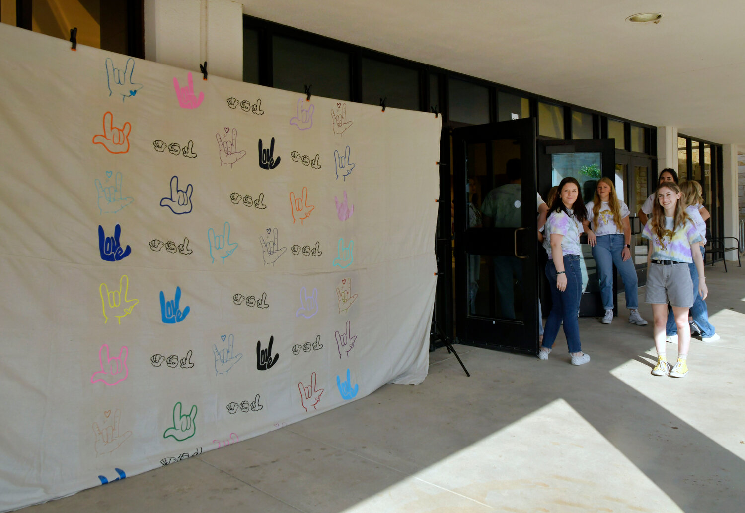 American Sign Language Art Show and Visual Children's Book Debut ...