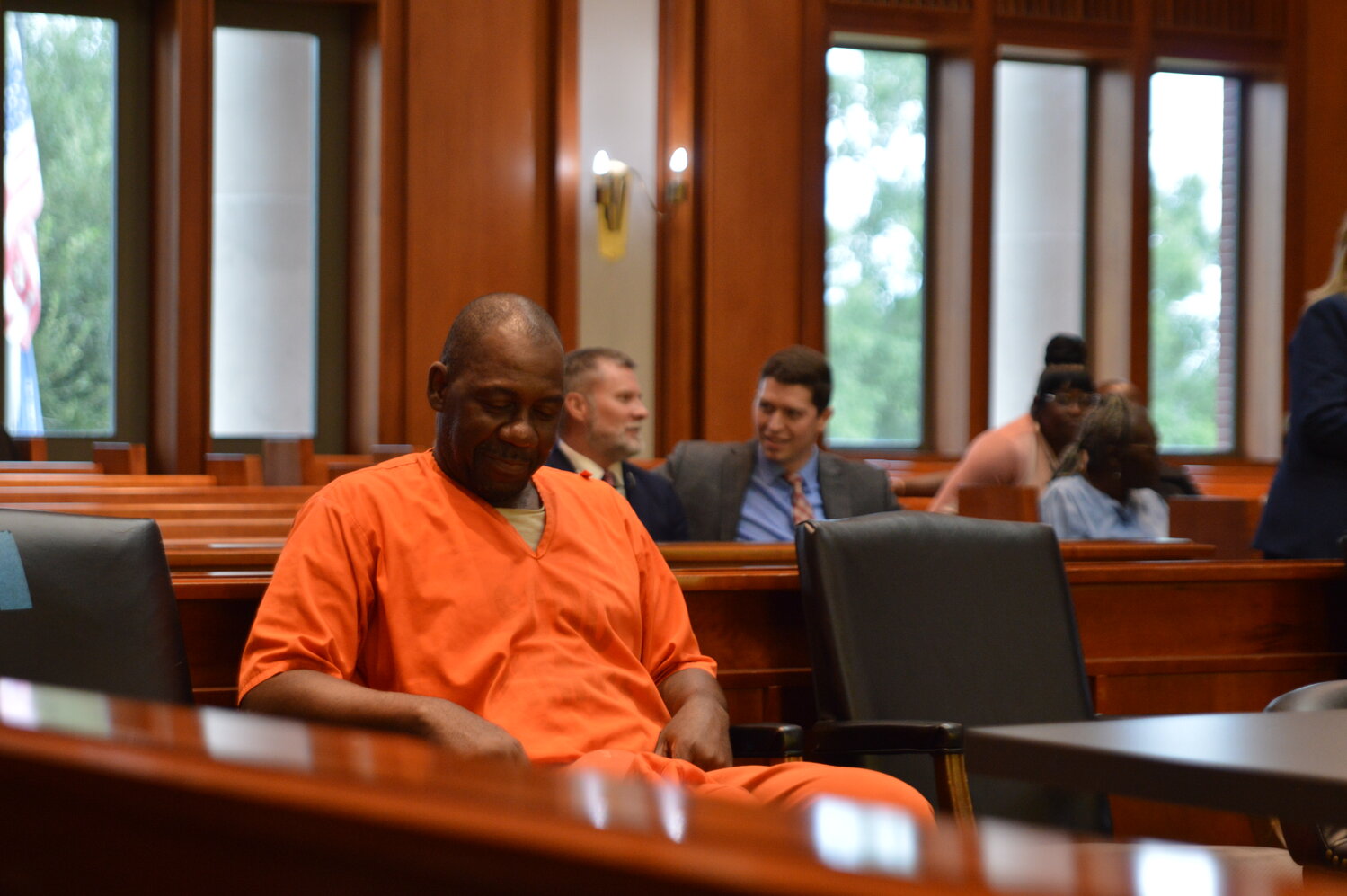 Judge vacates convictions, Pearson walks free after 15 years | Manning Live