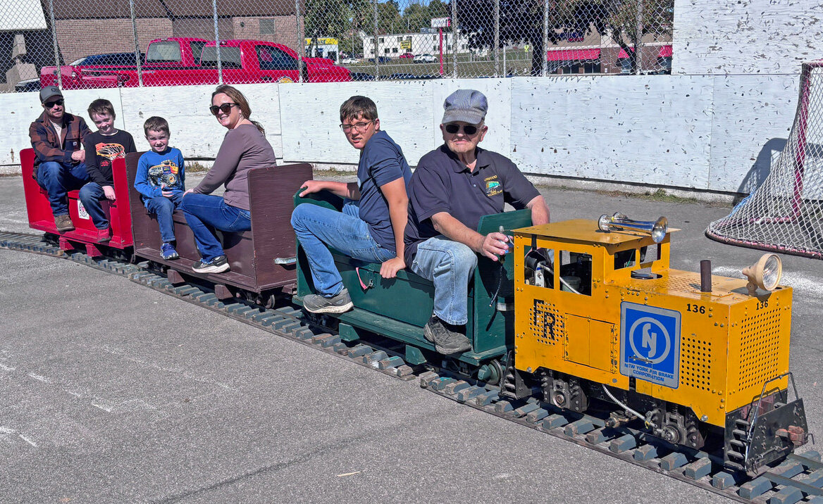 Slideshow: St. Lawrence Valley model train show draws over 600 - North ...