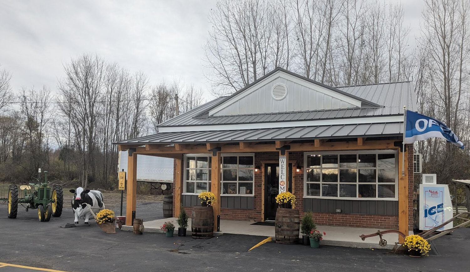 New Riverside Market highlights farm-to-consumer products at grand ...