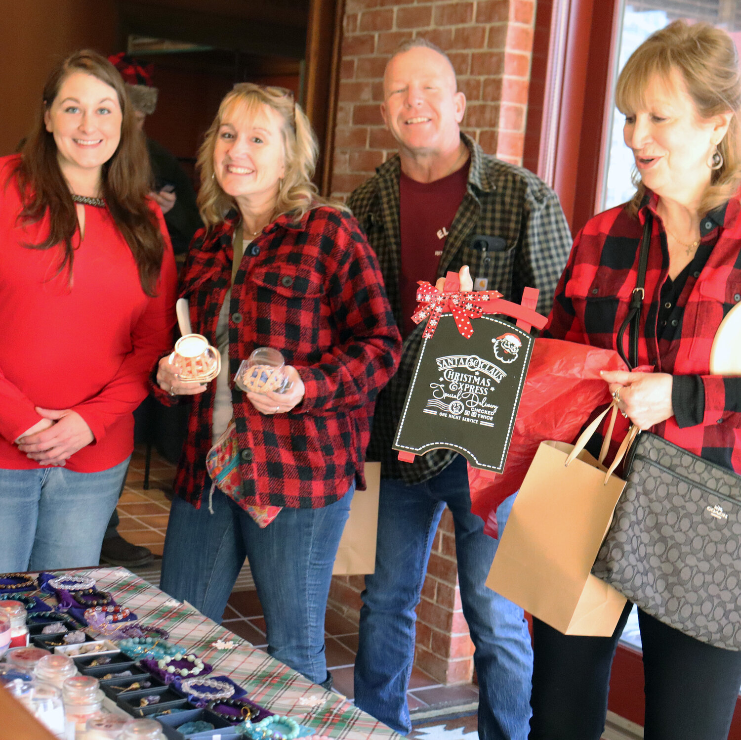 Slideshow: Merry Market in Ogdensburg - North Country Now