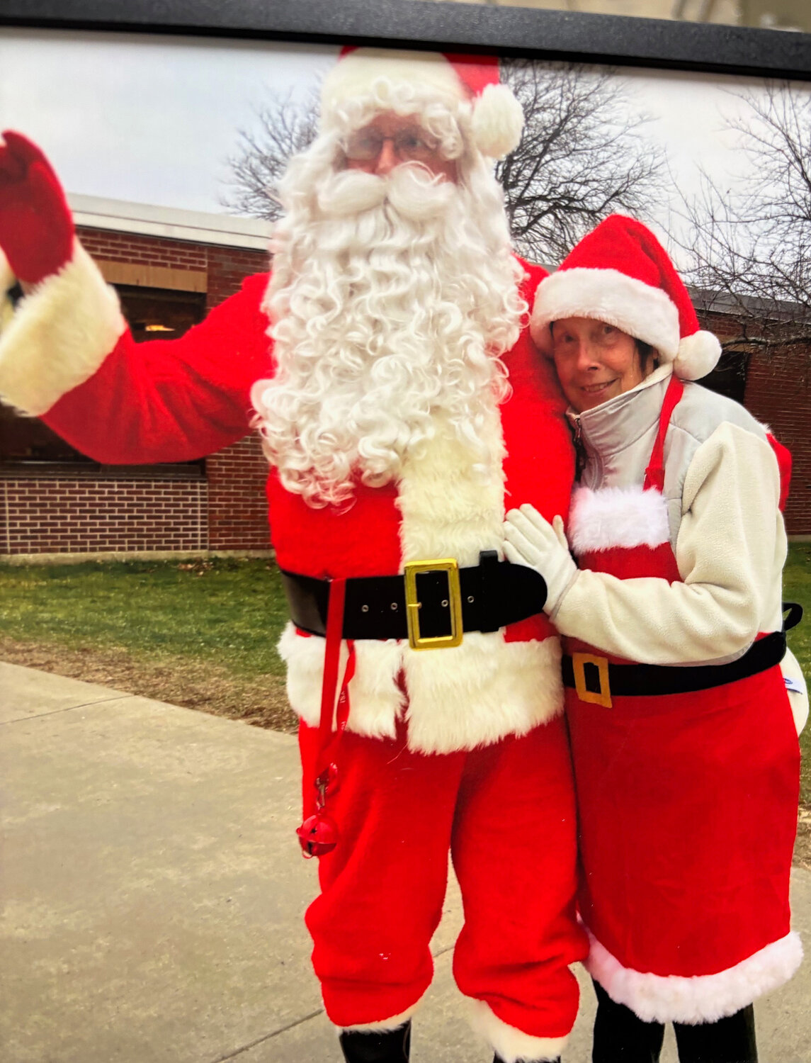 Canton Central Santa Fun Run on Friday to honor Art and Cindy ...