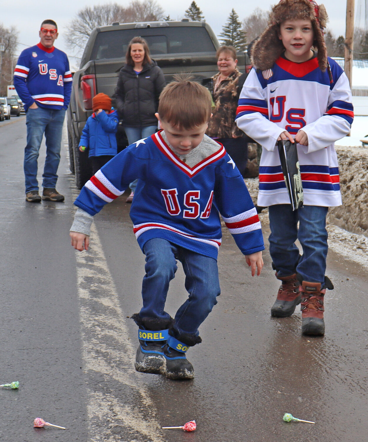 Slideshow: Pirates, snow and fun at Tri-Town Winter Carnival - North ...
