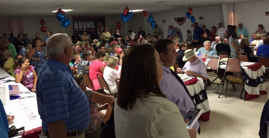 Hundreds show in support for Kathy Burns candidate for Superintendent ...