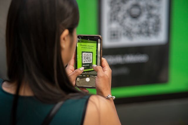 No more QR apps — Your camera Al-ready does the job - Fernandina Observer