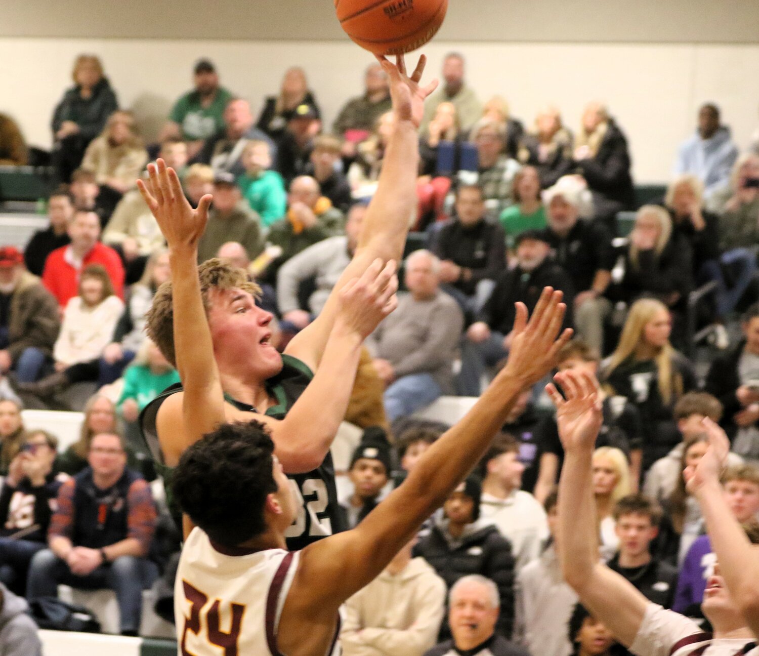 Boys basketball team drops SEC pair - Cottage Grove Journal