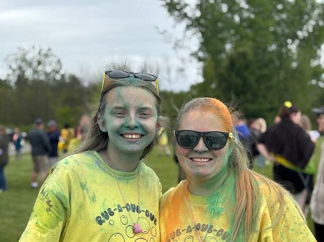 GALLERY: Colorful chaos reigns at EMS - Pierce County Journal