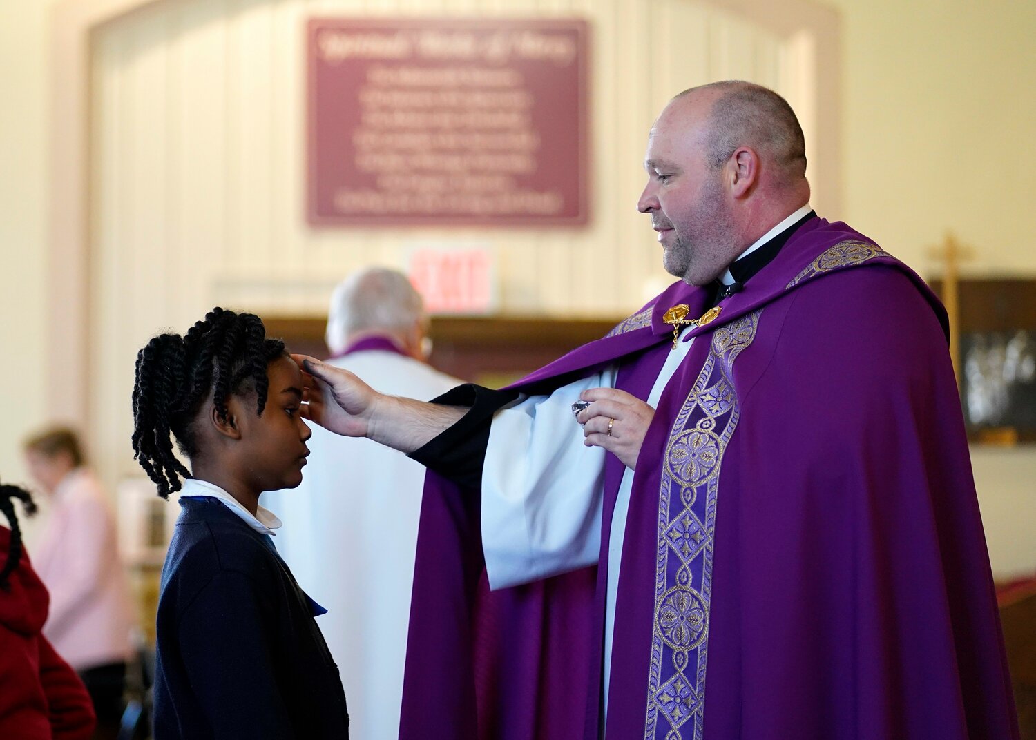 From Foreheads to Crowns: How Ash Wednesday looks different worldwide ...