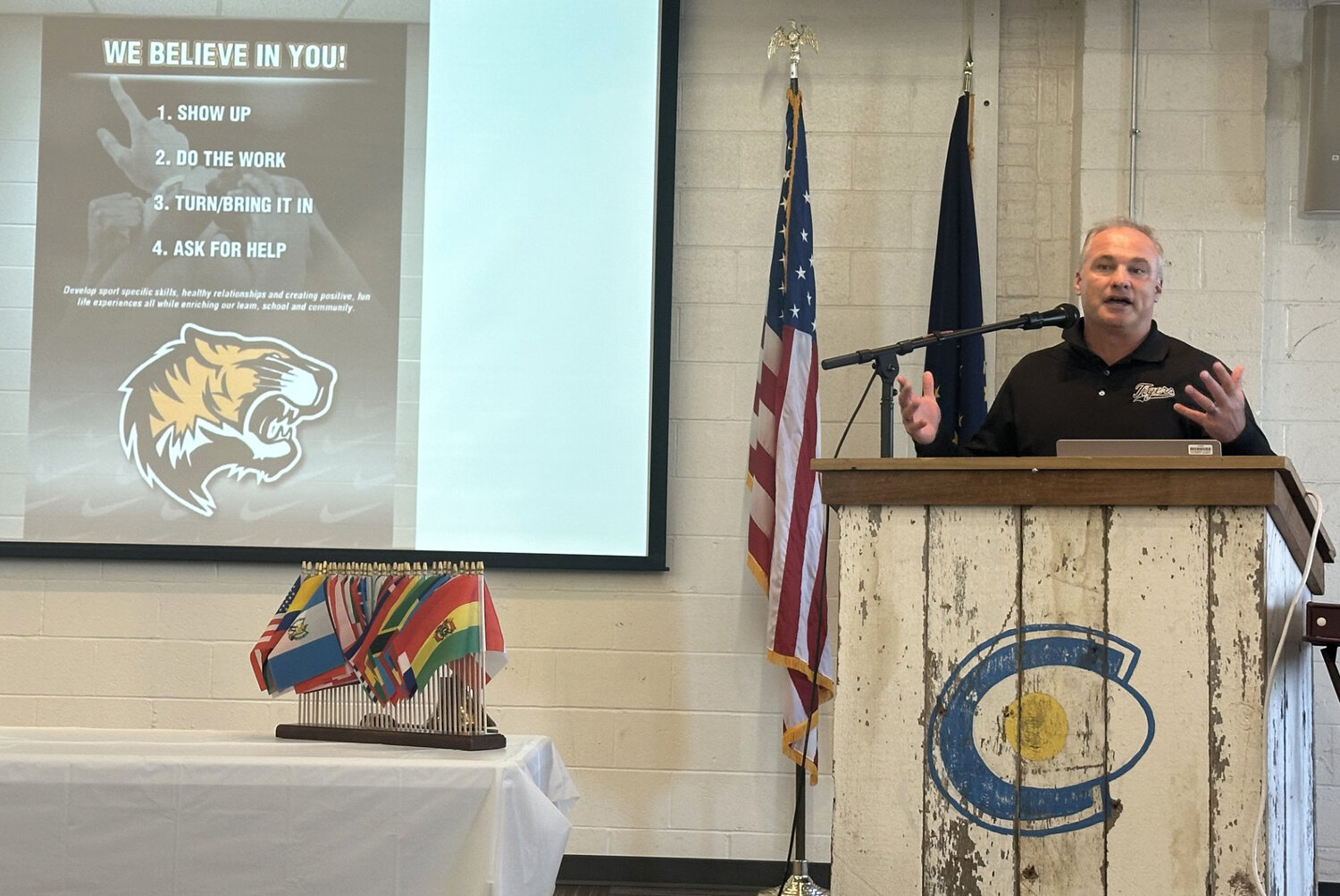 Kiwanis Honor 60 Senior Scholar Athletes From Warsaw Community High ...