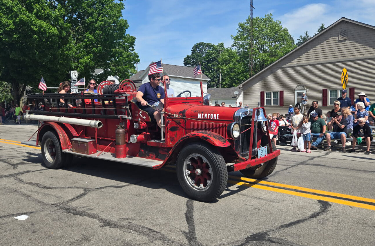 Egg Festival’s Last Day Features Parade & Crowning Of Royalty - Times-Union